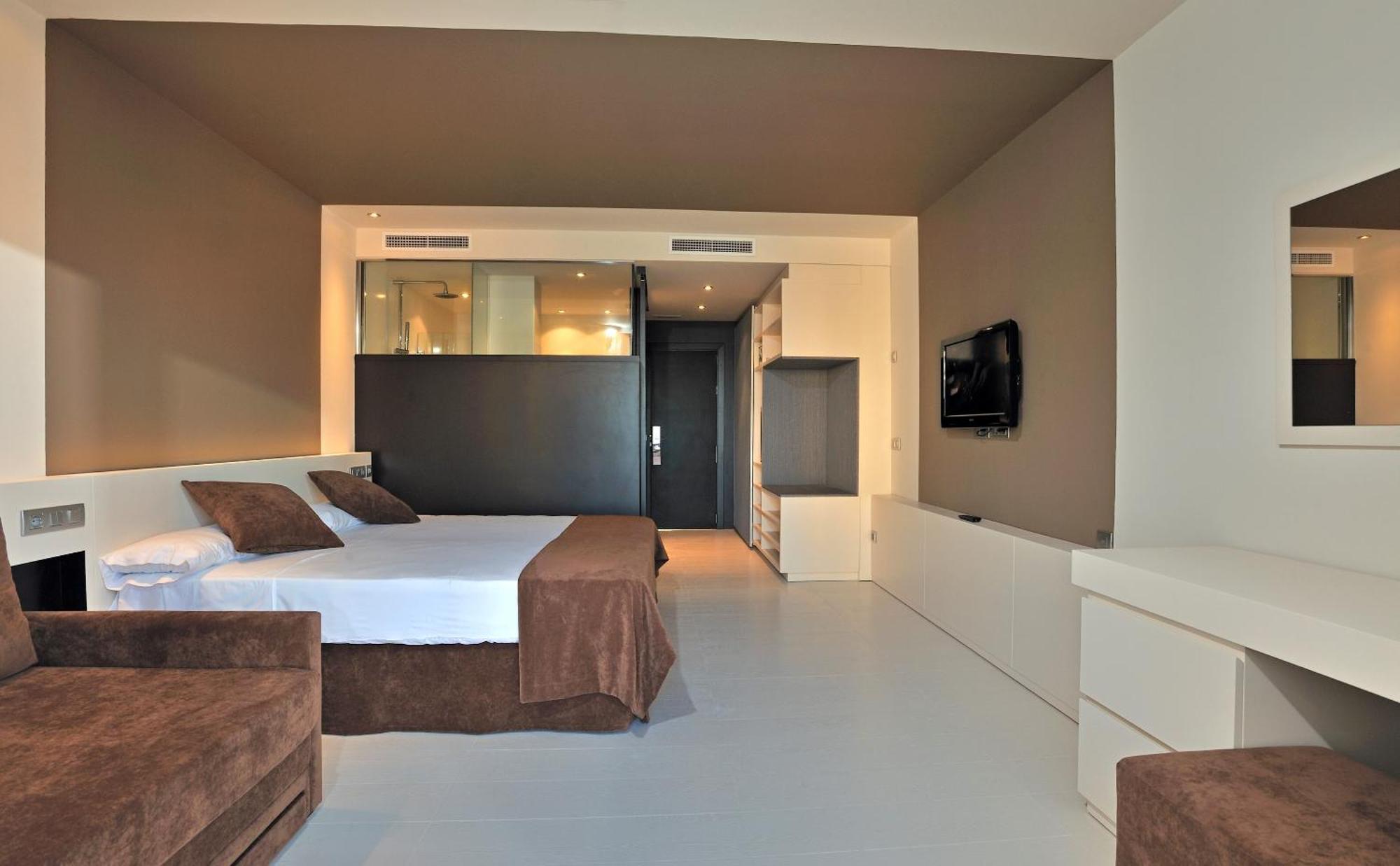 HOTEL SOL GUADALUPE | ⋆⋆⋆⋆ | MAGALUF, SPAIN | SEASON DEALS FROM €138
