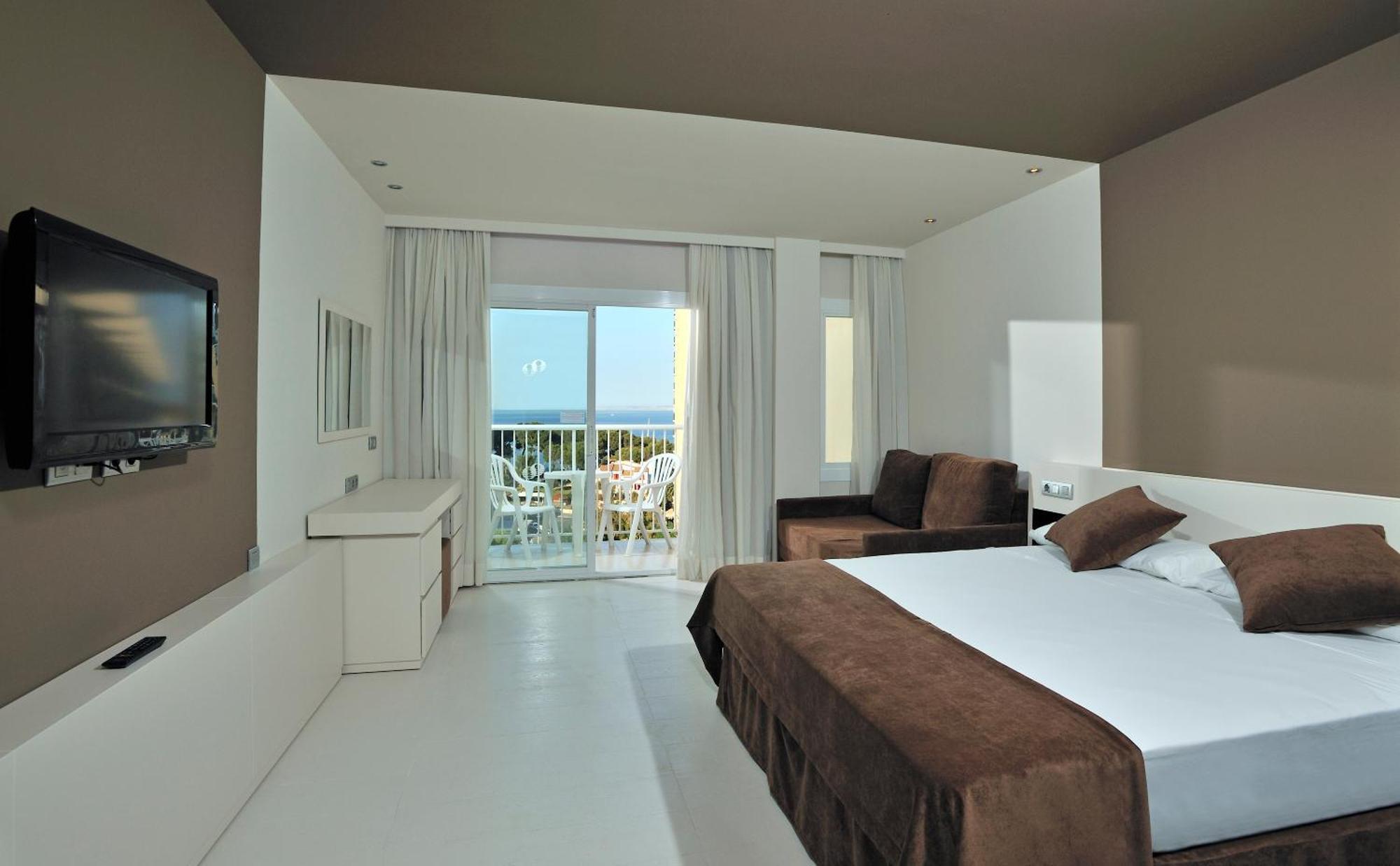 HOTEL SOL GUADALUPE | ⋆⋆⋆⋆ | MAGALUF, SPAIN | SEASON DEALS FROM €138